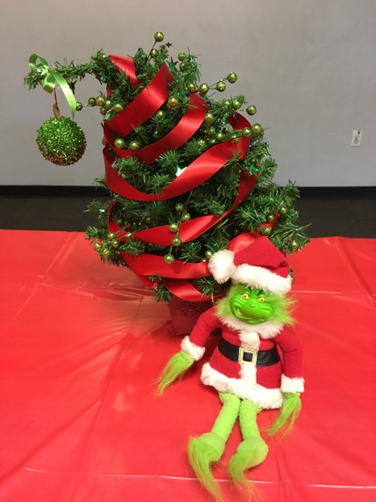 Grinch Party Decor and Displays - Confessions of a Stamping Addict