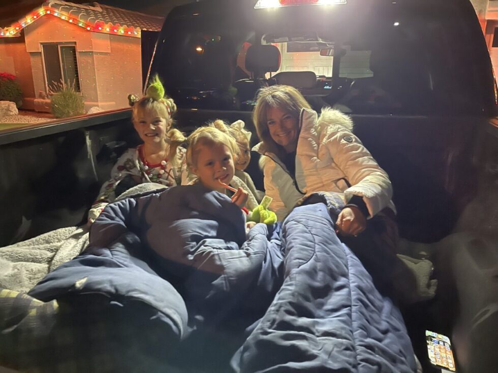 LAST DAY FOR PRODUCT SHARES Plus GRINCH PARTY Photos! - Confessions of ...